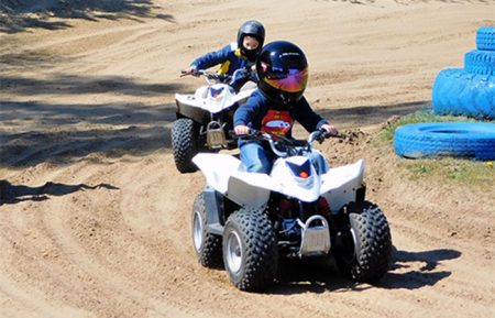 8 Best Kids ATVs & Youth ATVs in 2025, Reviews + FAQ - Inquisitive Toys